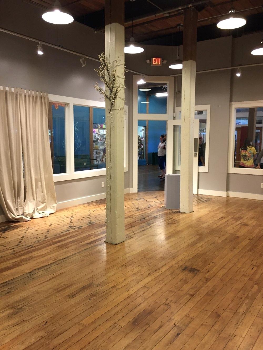 Winter Plus Interior Design Works L.L.C | Buildeey